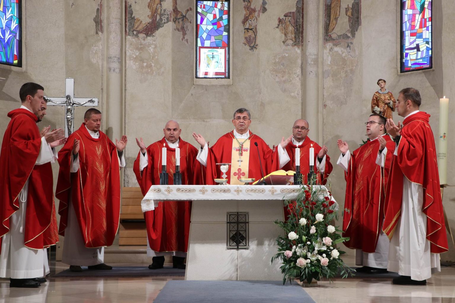 Hodočašće vjernika Slatinskog dekanata u požešku Katedralu i crkvu sv ...